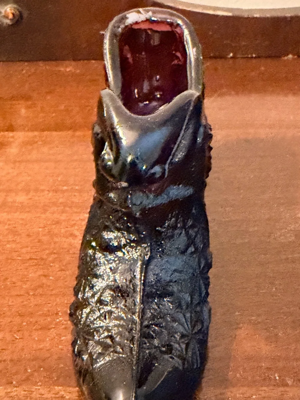 Fenton | Accents | Vintage Deep Purple Fenton Cat Head Daisy Button ...